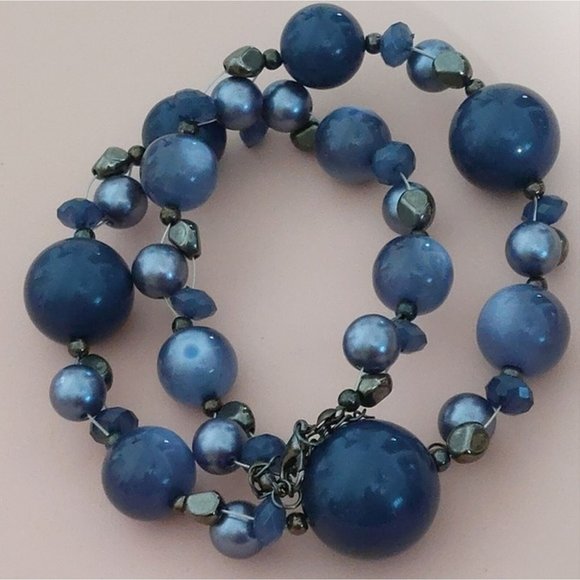 Jewelry | Shades Of Blue Beaded Necklace Approximately 17 Long | Poshmark
